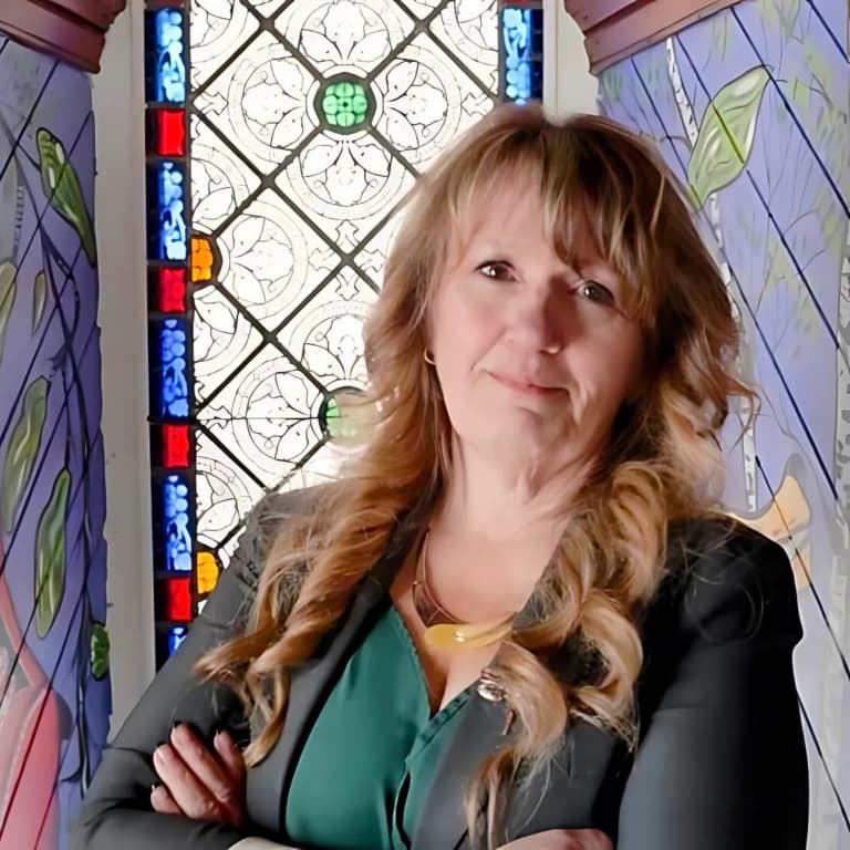 Meet the Artist: Angela Wiggins - Bay of Quinte Region